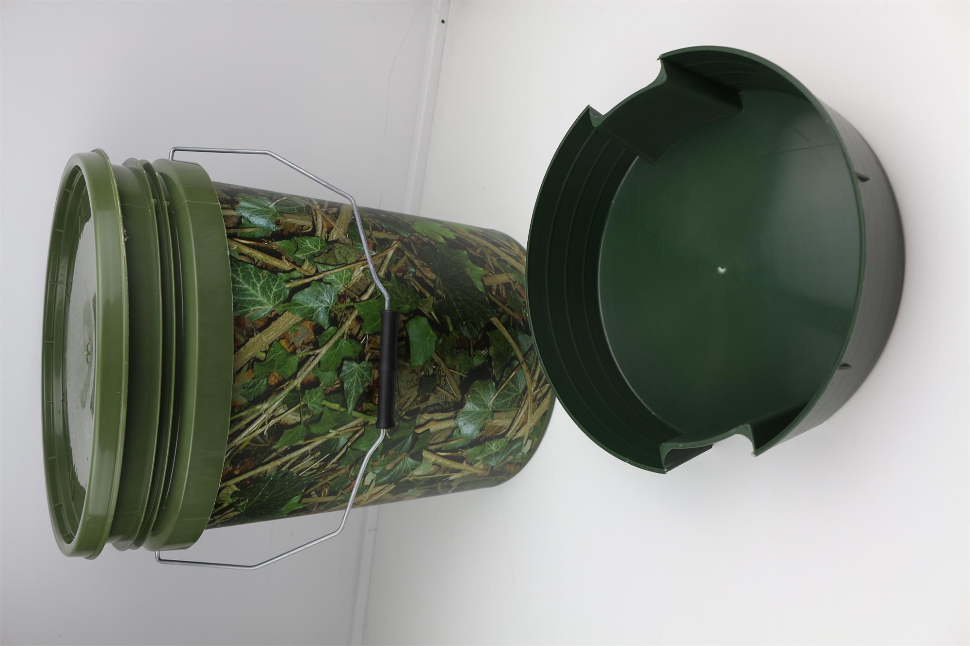18 Litre Round Camo Bucket with Internal Tray