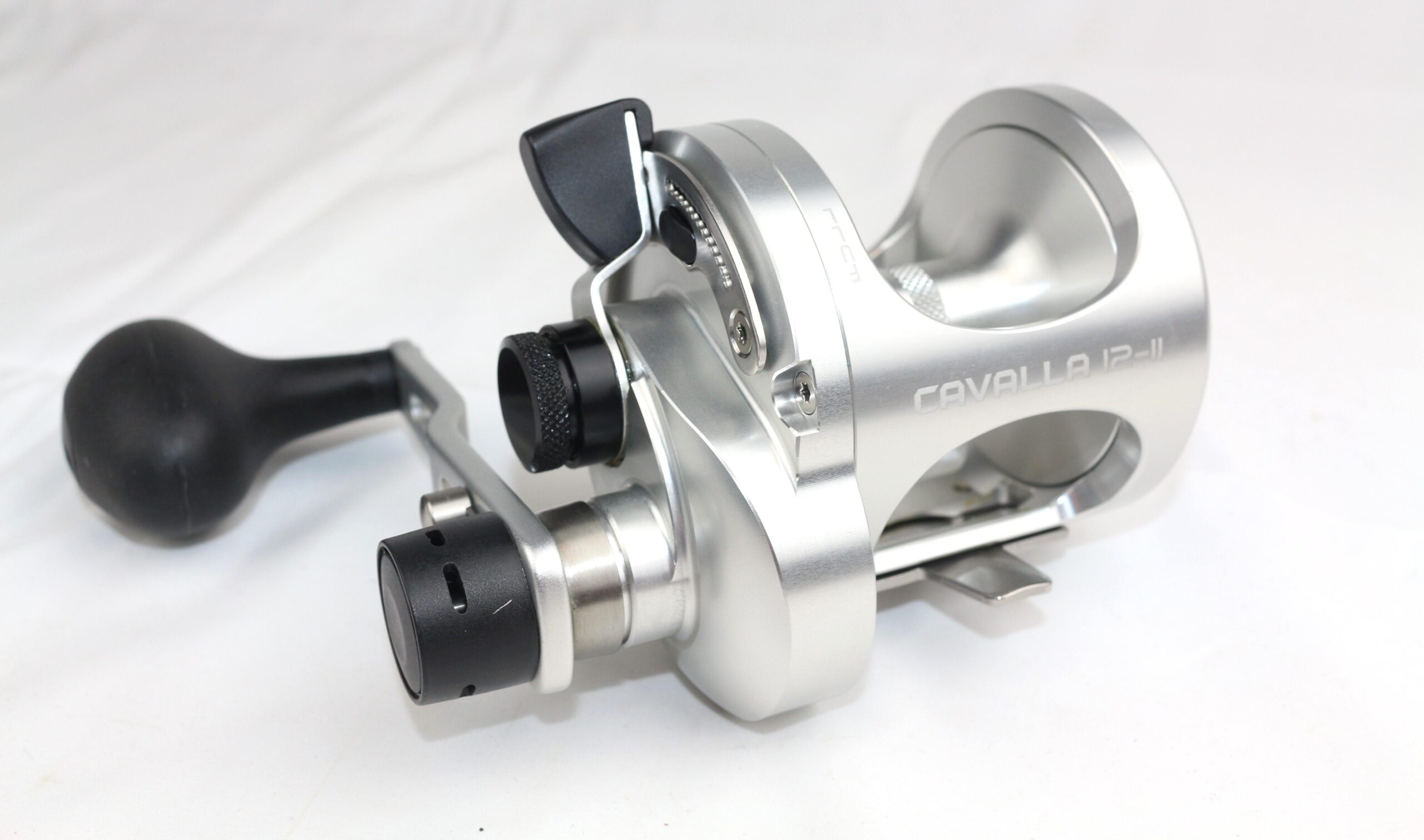 Okuma Cavalla 12-II 2 speed Lever Drag Reel